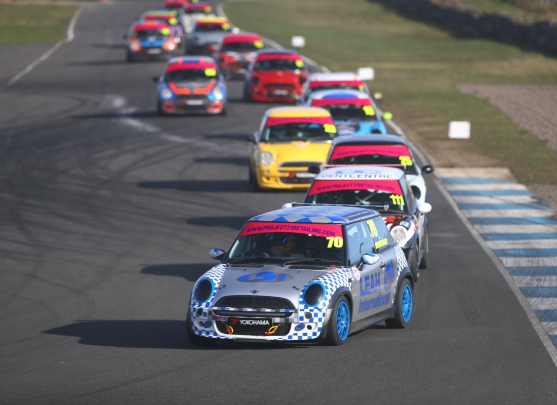 Hire Knockhill Motorsport UK and FIA certified racing track